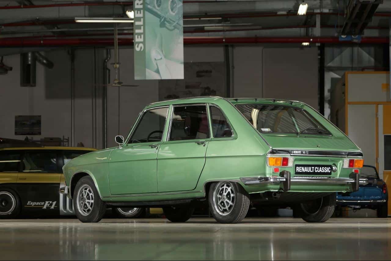 Renault 16 Celebrates 50th Anniversary